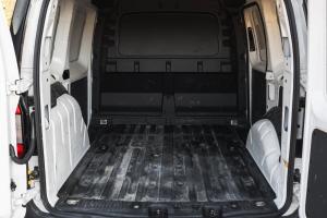 Balts Volkswagen Caddy 2022 Ventspils, ar dzinēja tilpumu 2.00 L un nobraukumu 41 tūkst. km par 16400 €, foto 14 vietnē AUTOMOTO.COM.LV