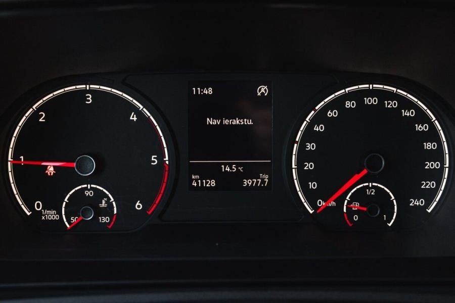 Balts Volkswagen Caddy 2022 Ventspils, ar dzinēja tilpumu 2.00 L un nobraukumu 41 tūkst. km par 16400 €, foto 23 vietnē AUTOMOTO.COM.LV
