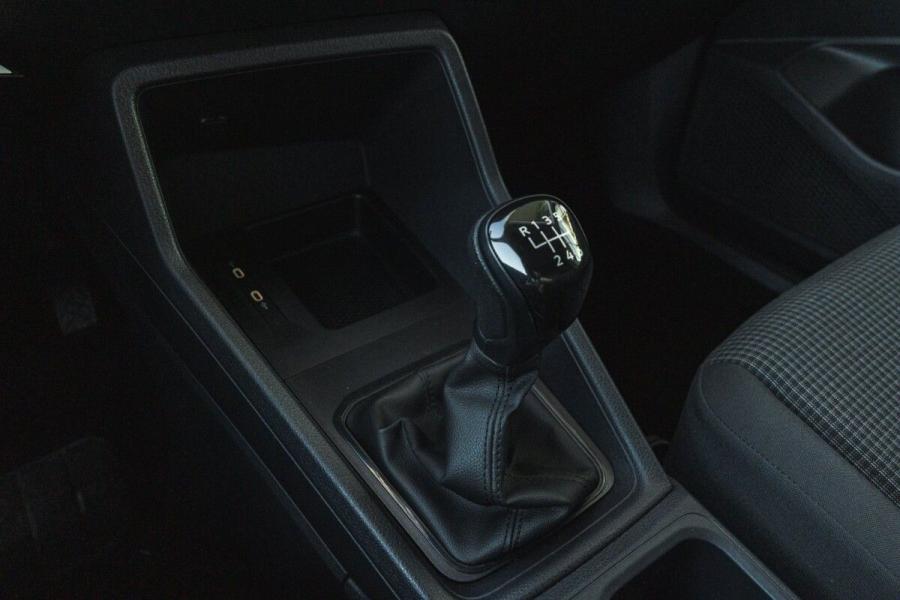 Balts Volkswagen Caddy 2022 Ventspils, ar dzinēja tilpumu 2.00 L un nobraukumu 41 tūkst. km par 16400 €, foto 27 vietnē AUTOMOTO.COM.LV