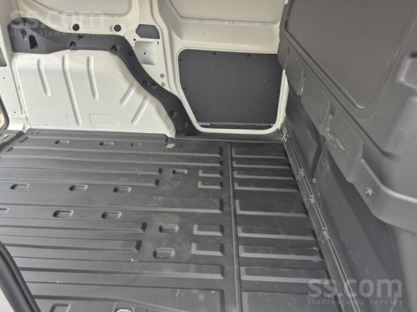 White Volkswagen Caddy 2023 in Cesis, with an engine capacity of 2.00 L and mileage of 255 thousand km for 3000 €, photo 6 on AUTOMOTO.COM.LV