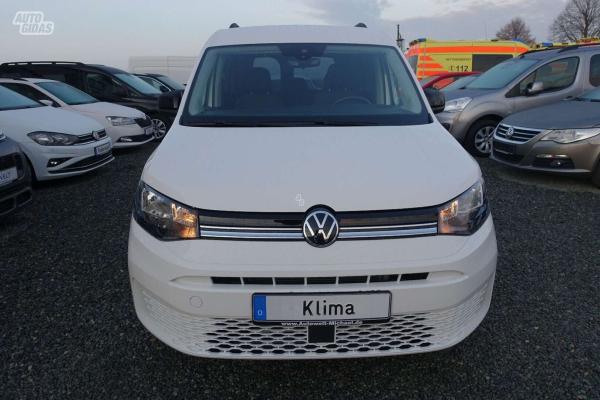 White Volkswagen Caddy 2023 in Kaunas, with an engine capacity of 2.00 L and mileage of 62 thousand km for 28570 €, photo 3 on AUTOMOTO.COM.LV