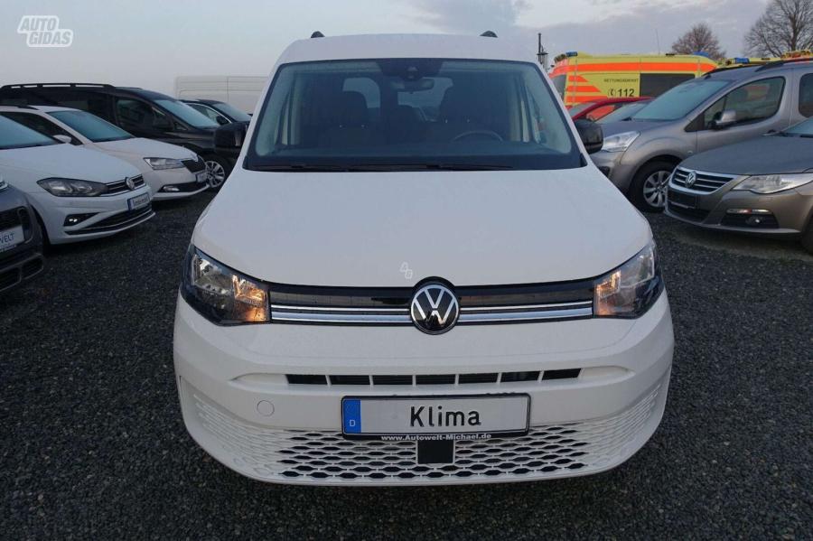 White Volkswagen Caddy 2023 in Kaunas, with an engine capacity of 2.00 L and mileage of 62 thousand km for 28570 €, photo 3 on AUTOMOTO.COM.LV