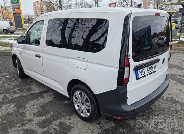 White Volkswagen Caddy 2023 in Riga, with an engine capacity of 2.00 L and mileage of 53 thousand km for 19950 €, photo 3 on AUTOMOTO.COM.LV