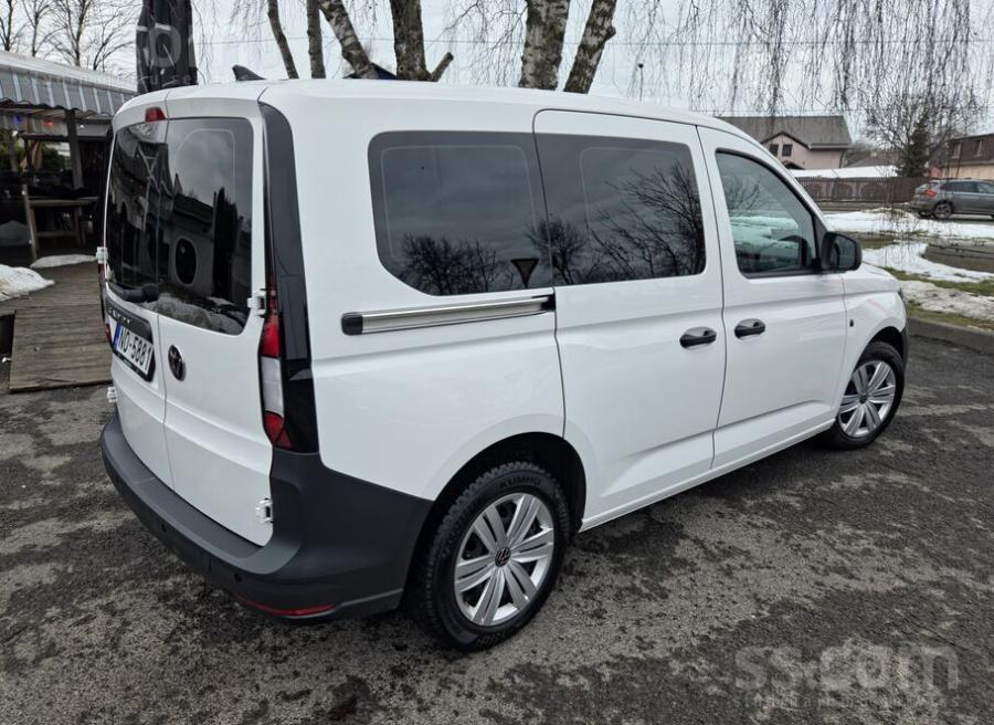 Balts Volkswagen Caddy 2023 Rīga, ar dzinēja tilpumu 2.00 L un nobraukumu 53 tūkst. km par 19950 €, foto 5 vietnē AUTOMOTO.COM.LV