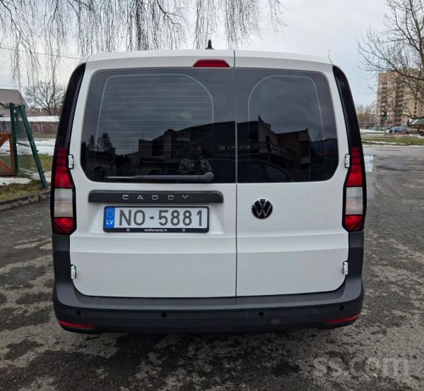 White Volkswagen Caddy 2023 in Riga, with an engine capacity of 2.00 L and mileage of 53 thousand km for 19950 €, photo 7 on AUTOMOTO.COM.LV
