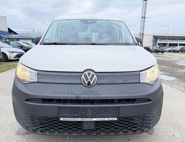 White Volkswagen Caddy 2023 in Siauliai, with an engine capacity of 1.97 L and mileage of 86 thousand km for 15900 €, photo 2 on AUTOMOTO.COM.LV