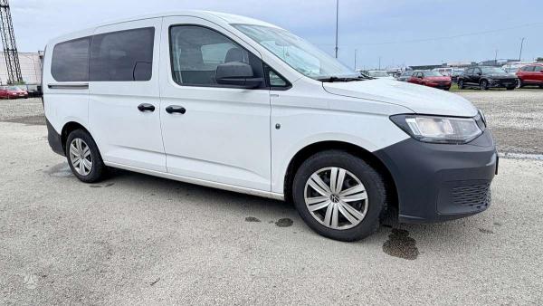 White Volkswagen Caddy 2023 in Siauliai, with an engine capacity of 1.97 L and mileage of 86 thousand km for 15900 €, photo 3 on AUTOMOTO.COM.LV