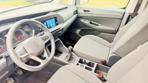 White Volkswagen Caddy 2023 in Siauliai, with an engine capacity of 1.97 L and mileage of 86 thousand km for 15900 €, photo 8 on AUTOMOTO.COM.LV