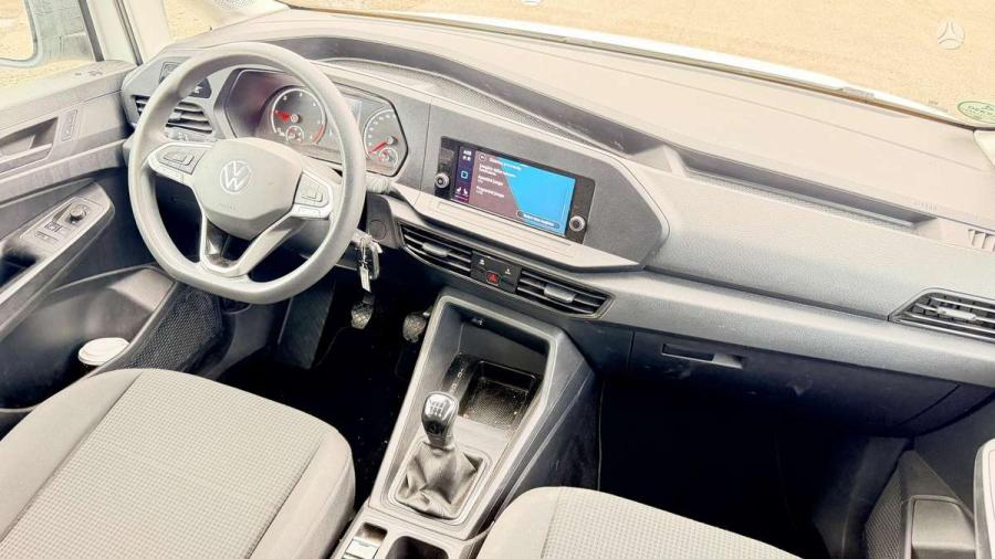 White Volkswagen Caddy 2023 in Siauliai, with an engine capacity of 1.97 L and mileage of 86 thousand km for 15900 €, photo 10 on AUTOMOTO.COM.LV