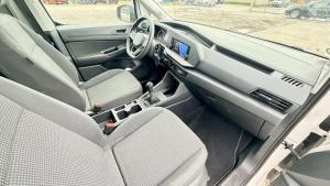 White Volkswagen Caddy 2023 in Siauliai, with an engine capacity of 1.97 L and mileage of 86 thousand km for 15900 €, photo 12 on AUTOMOTO.COM.LV