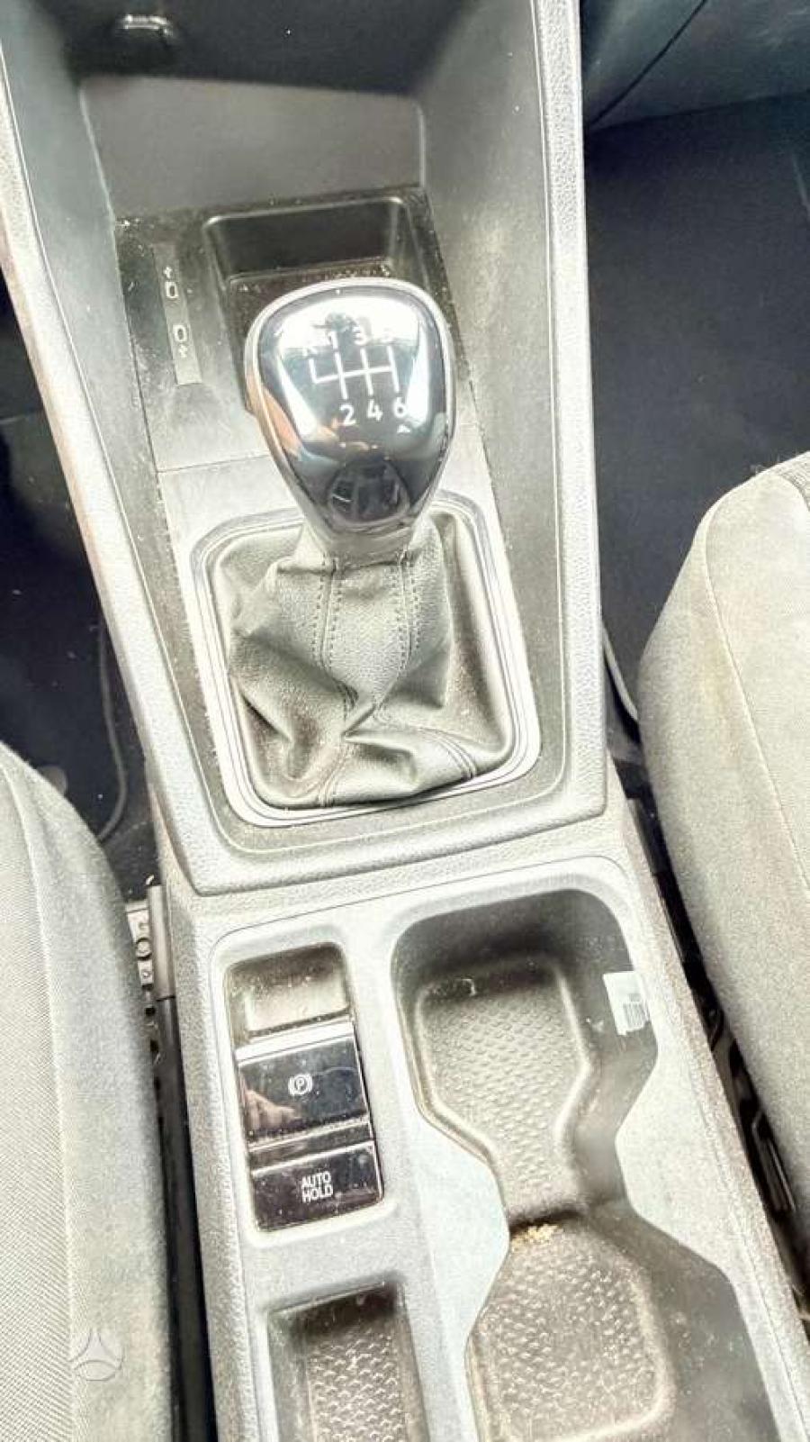 White Volkswagen Caddy 2023 in Siauliai, with an engine capacity of 1.97 L and mileage of 86 thousand km for 15900 €, photo 21 on AUTOMOTO.COM.LV