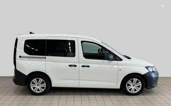 White Volkswagen Caddy 2023 in Kaunas, with an engine capacity of 1.97 L and mileage of 229 thousand km for 13900 €, photo 3 on AUTOMOTO.COM.LV