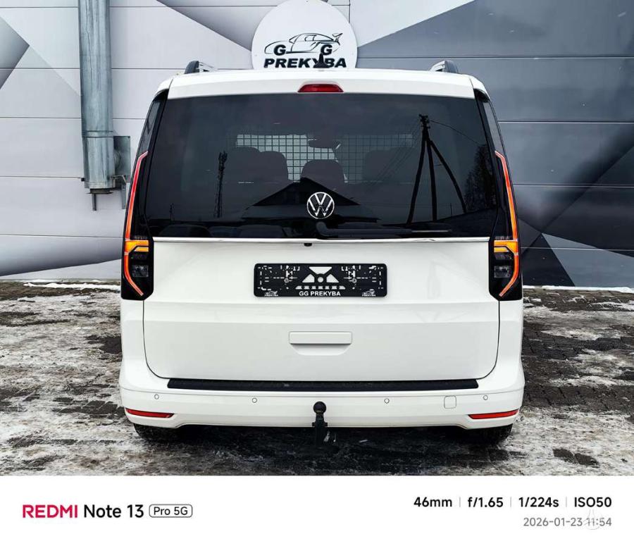 White Volkswagen Caddy 2024 in Kaunas, with an engine capacity of 2.00 L and mileage of 51 thousand km for 29950 €, photo 10 on AUTOMOTO.COM.LV