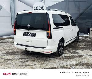 White Volkswagen Caddy 2024 in Kaunas, with an engine capacity of 2.00 L and mileage of 51 thousand km for 29950 €, photo 11 on AUTOMOTO.COM.LV