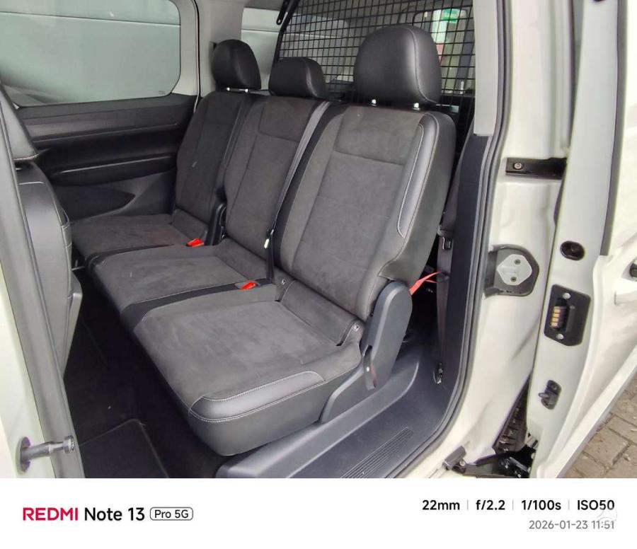 White Volkswagen Caddy 2024 in Kaunas, with an engine capacity of 2.00 L and mileage of 51 thousand km for 29950 €, photo 24 on AUTOMOTO.COM.LV