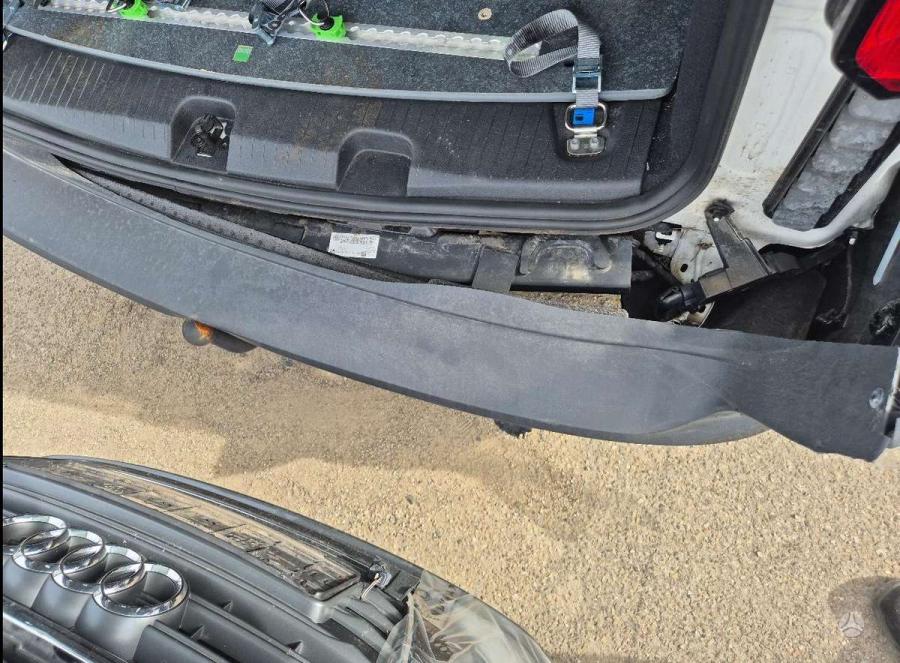 Balts Volkswagen Caddy 2025 Klaipėda, ar dzinēja tilpumu 1.97 L un nobraukumu 9 tūkst. km par 12000 €, foto 13 vietnē AUTOMOTO.COM.LV
