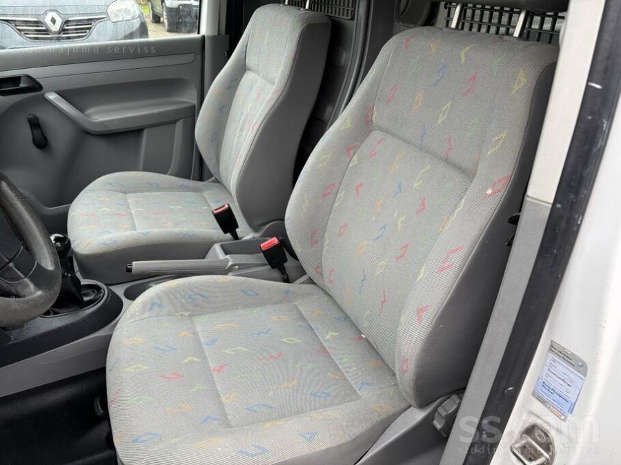 Balts Volkswagen Caddy 2008 Ogre, ar dzinēja tilpumu 1.90 L un nobraukumu 173 tūkst. km par 3990 €, foto 16 vietnē AUTOMOTO.COM.LV