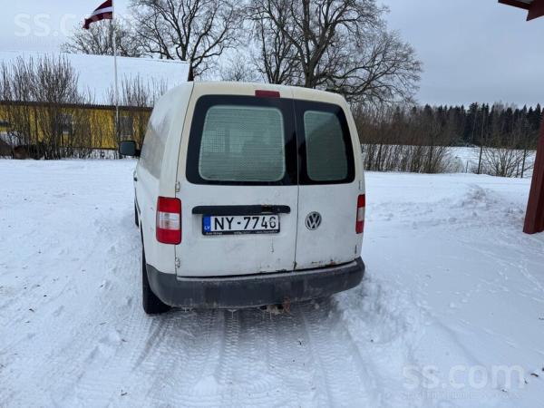 Balts Volkswagen Caddy 2008 Liepāja, ar dzinēja tilpumu 1.90 L un nobraukumu 700 tūkst. km par 1350 €, foto 3 vietnē AUTOMOTO.COM.LV