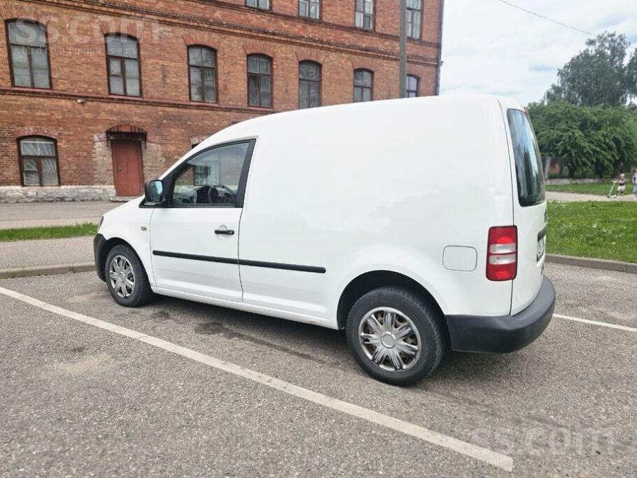 Balts Volkswagen Caddy 2011 Daugavpils, ar dzinēja tilpumu 1.60 L un nobraukumu 477 tūkst. km par 3630 €, foto 4 vietnē AUTOMOTO.COM.LV