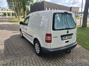 Balts Volkswagen Caddy 2011 Jelgava, ar dzinēja tilpumu 1.60 L un nobraukumu 389 tūkst. km par 5300 €, foto  vietnē AUTOMOTO.COM.LV