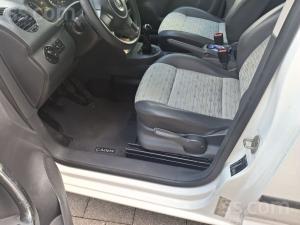 Balts Volkswagen Caddy 2011 Jelgava, ar dzinēja tilpumu 1.60 L un nobraukumu 389 tūkst. km par 5300 €, foto 6 vietnē AUTOMOTO.COM.LV