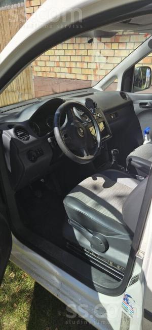 Balts Volkswagen Caddy 2011 Rīga, ar dzinēja tilpumu 1.60 L un nobraukumu 180 tūkst. km par 5000 €, foto 4 vietnē AUTOMOTO.COM.LV