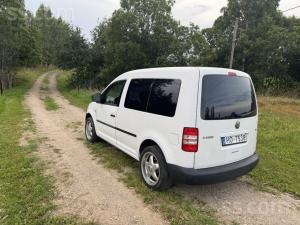 White Volkswagen Caddy 2011 in Rezekne, with an engine capacity of 1.60 L and mileage of 299 thousand km for 2750 €, photo 4 on AUTOMOTO.COM.LV