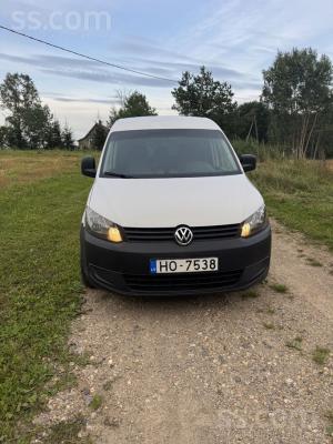 White Volkswagen Caddy 2011 in Rezekne, with an engine capacity of 1.60 L and mileage of 299 thousand km for 2750 €, photo 8 on AUTOMOTO.COM.LV