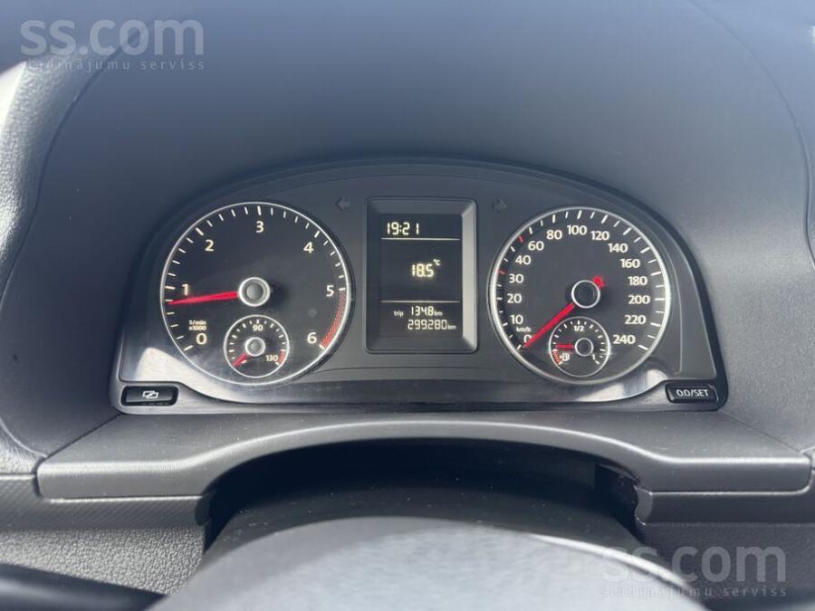 White Volkswagen Caddy 2011 in Rezekne, with an engine capacity of 1.60 L and mileage of 299 thousand km for 2750 €, photo 18 on AUTOMOTO.COM.LV