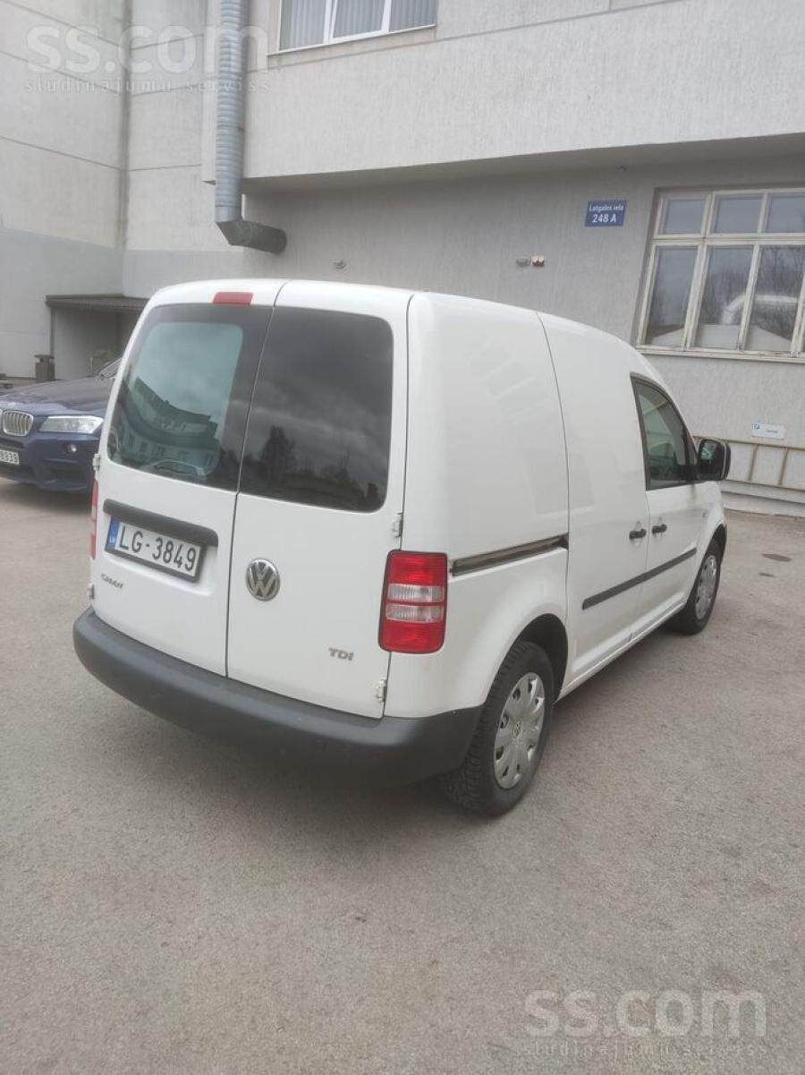 Balts Volkswagen Caddy 2014 Rīga, ar dzinēja tilpumu 1.60 L un nobraukumu 281 tūkst. km par 4700 €, foto 5 vietnē AUTOMOTO.COM.LV