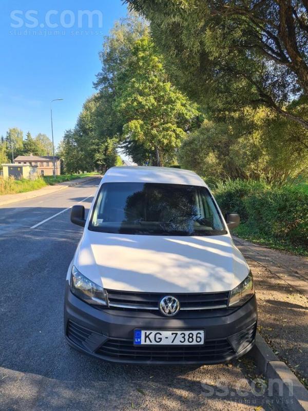 White Volkswagen Caddy 2016 in Saldus, with an engine capacity of 2.00 L and mileage of 0 thousand km for 4950 €, photo 2 on AUTOMOTO.COM.LV
