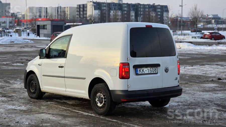White Volkswagen Caddy 2016 in Riga, with an engine capacity of 2.00 L and mileage of 179 thousand km for 7200 €, photo 2 on AUTOMOTO.COM.LV