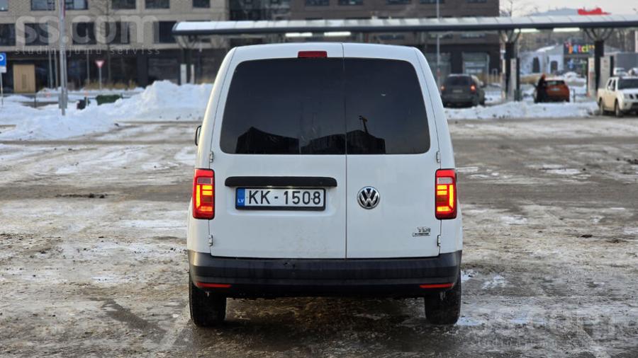 White Volkswagen Caddy 2016 in Riga, with an engine capacity of 2.00 L and mileage of 179 thousand km for 7200 €, photo 7 on AUTOMOTO.COM.LV
