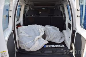 Balts Volkswagen Caddy 2017 Rīga, ar dzinēja tilpumu 2.00 L un nobraukumu 160 tūkst. km par 7500 €, foto 5 vietnē AUTOMOTO.COM.LV