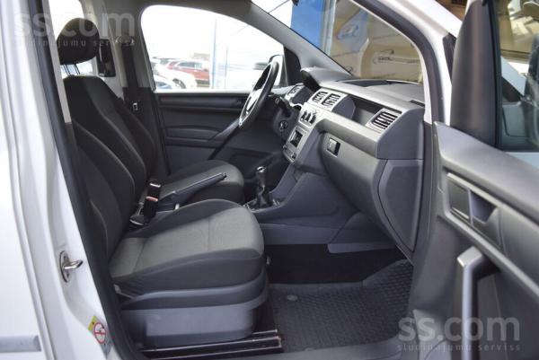 White Volkswagen Caddy 2017 in Riga, with an engine capacity of 2.00 L and mileage of 160 thousand km for 7500 €, photo 8 on AUTOMOTO.COM.LV