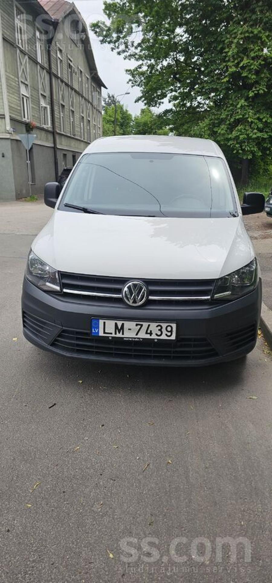 Balts Volkswagen Caddy 2018 Rīga, ar dzinēja tilpumu 2.00 L un nobraukumu 135 tūkst. km par 8990 €, foto 4 vietnē AUTOMOTO.COM.LV