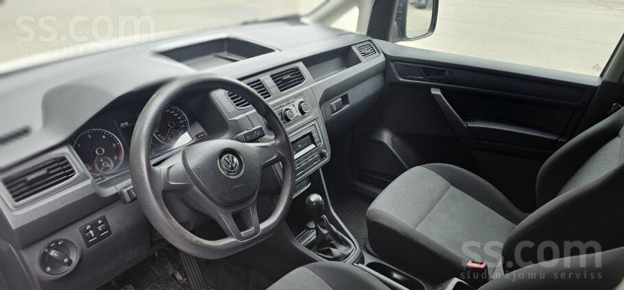 Balts Volkswagen Caddy 2018 Rīga, ar dzinēja tilpumu 2.00 L un nobraukumu 135 tūkst. km par 8990 €, foto 5 vietnē AUTOMOTO.COM.LV