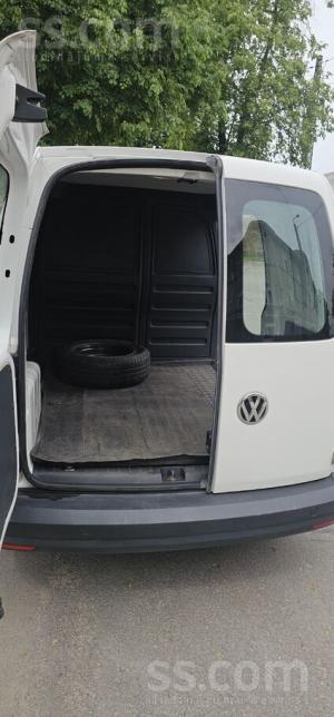 Balts Volkswagen Caddy 2018 Rīga, ar dzinēja tilpumu 2.00 L un nobraukumu 135 tūkst. km par 8990 €, foto 6 vietnē AUTOMOTO.COM.LV