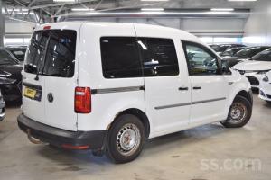 White Volkswagen Caddy 2018 in Riga, with an engine capacity of 2.00 L and mileage of 355 thousand km for 4900 €, photo 3 on AUTOMOTO.COM.LV