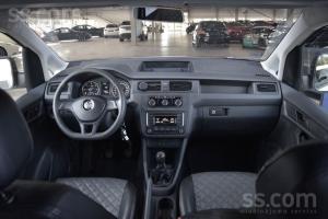 White Volkswagen Caddy 2018 in Riga, with an engine capacity of 2.00 L and mileage of 355 thousand km for 4900 €, photo 8 on AUTOMOTO.COM.LV