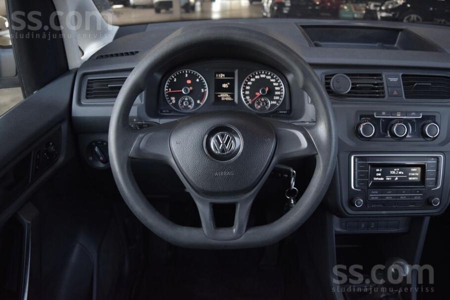 White Volkswagen Caddy 2018 in Riga, with an engine capacity of 2.00 L and mileage of 355 thousand km for 4900 €, photo 9 on AUTOMOTO.COM.LV