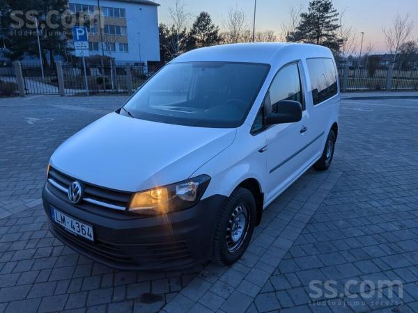 White Volkswagen Caddy 2018 in Riga, with an engine capacity of 2.00 L and mileage of 208 thousand km for 5500 €, photo 1 on AUTOMOTO.COM.LV