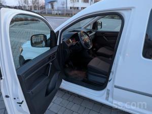 Белый Фольксваген Кадди 2018 в Рига, объемом двигателя 2.00 л и пробегом 208 тыс. км за 5500 €, фото 3 на AUTOMOTO.COM.LV
