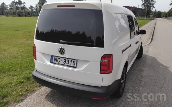 White Volkswagen Caddy 2018 in Liepaja, with an engine capacity of 2.00 L and mileage of 188 thousand km for 11900 €, photo 5 on AUTOMOTO.COM.LV