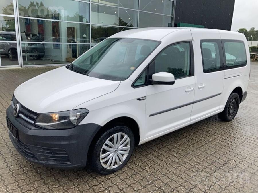 White Volkswagen Caddy 2019 in Cesis, with an engine capacity of 2.00 L and mileage of 375 thousand km for 6400 €, photo 4 on AUTOMOTO.COM.LV