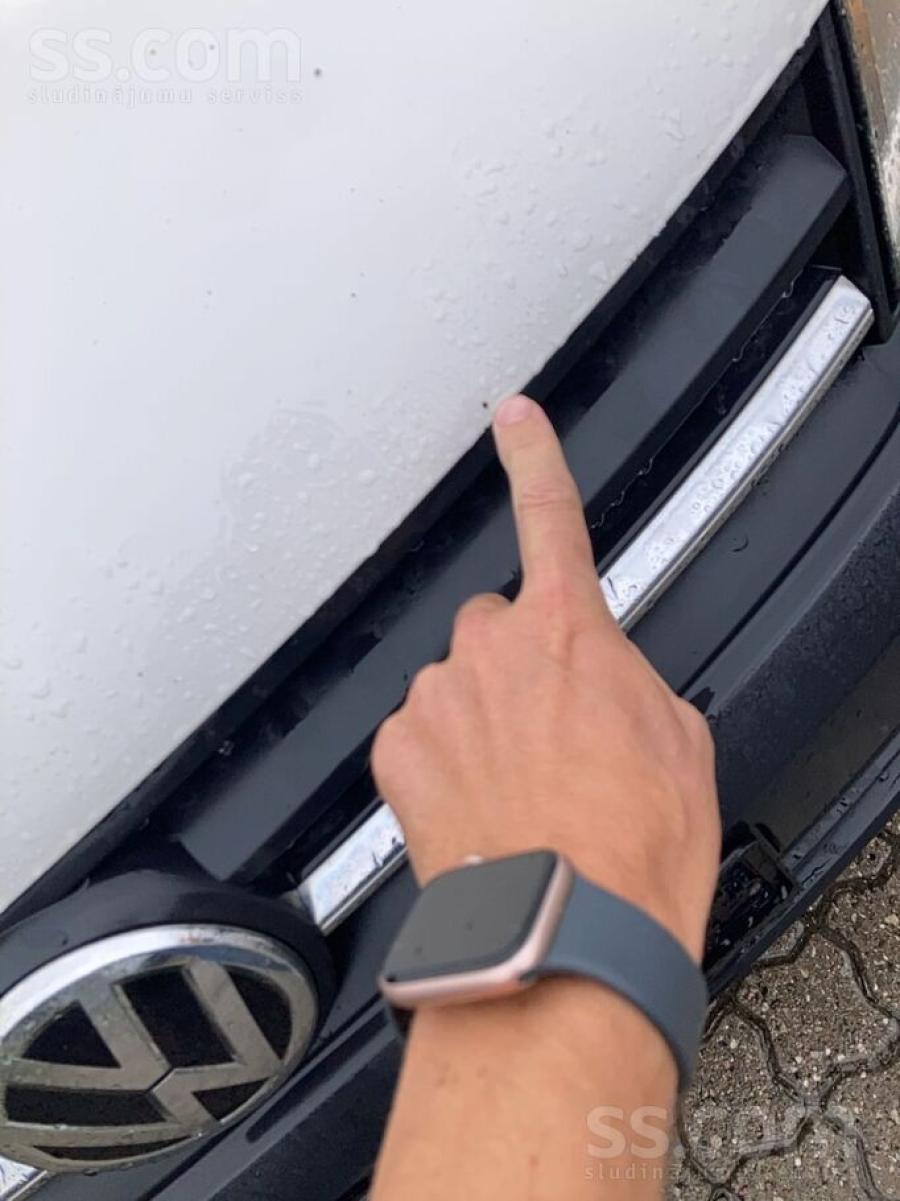 White Volkswagen Caddy 2019 in Cesis, with an engine capacity of 2.00 L and mileage of 375 thousand km for 6400 €, photo 13 on AUTOMOTO.COM.LV