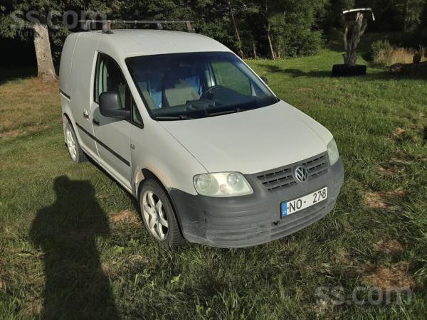 White Volkswagen Caddy 2004 in Riga, with an engine capacity of 2.00 L and mileage of 328 thousand km for 1800 €, photo 1 on AUTOMOTO.COM.LV