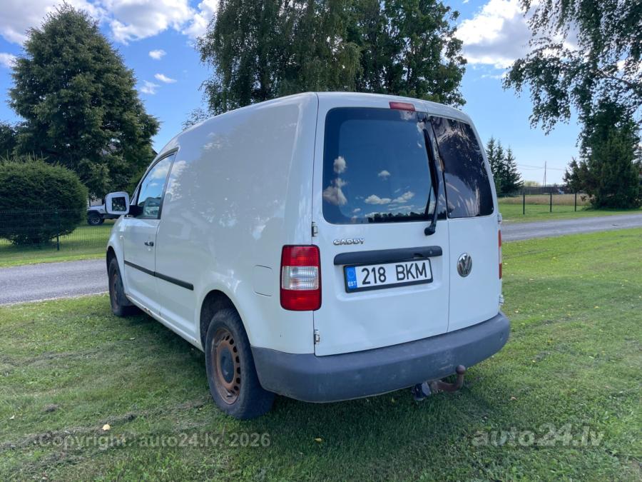 White Volkswagen Caddy 2004 in Tallinn, with an engine capacity of 2.00 L and mileage of 40 thousand km for 1800 €, photo 9 on AUTOMOTO.COM.LV