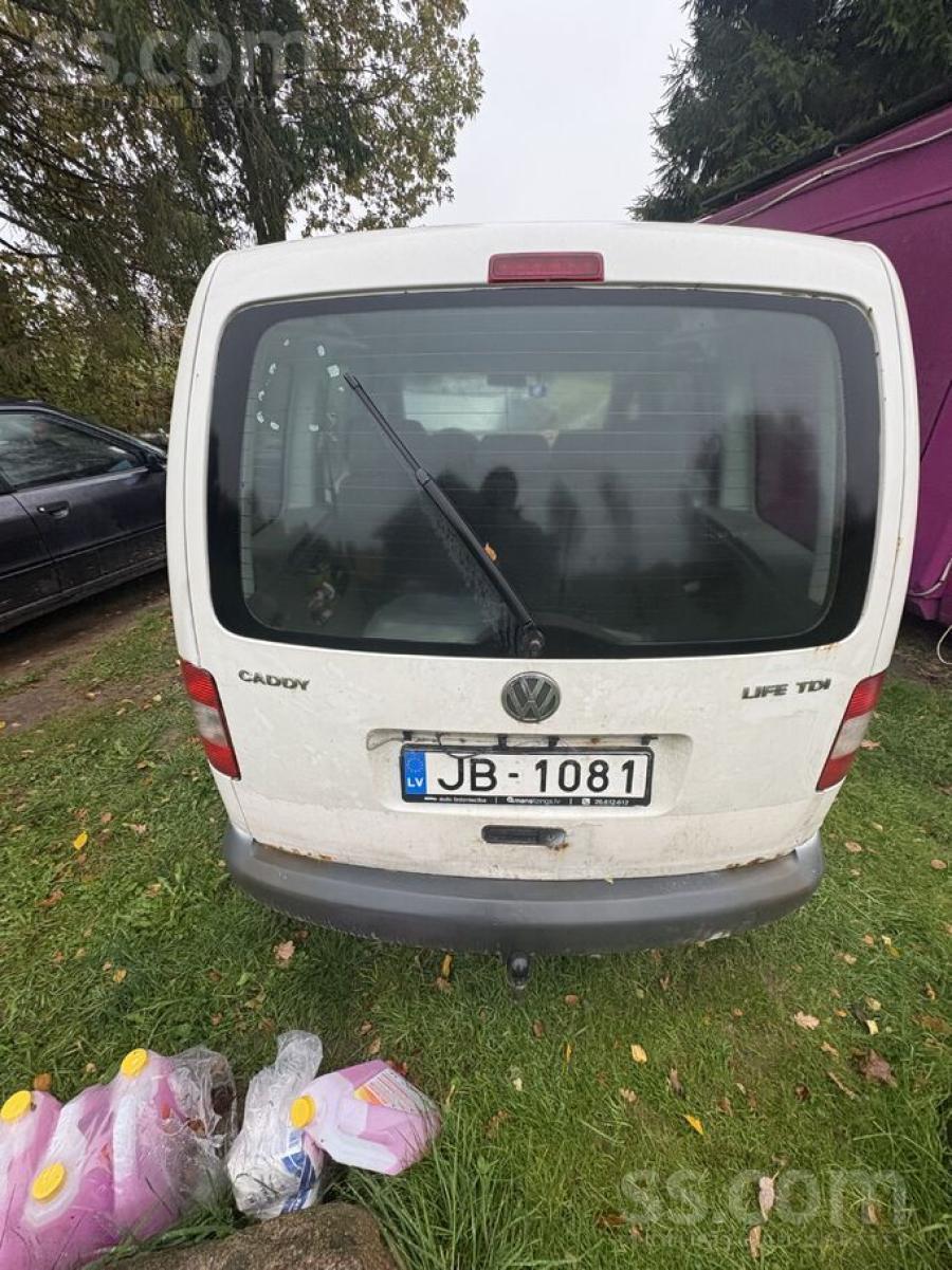 Balts Volkswagen Caddy 2005 Jēkabpils, ar dzinēja tilpumu 1.90 L un nobraukumu 394 tūkst. km par 500 €, foto 5 vietnē AUTOMOTO.COM.LV
