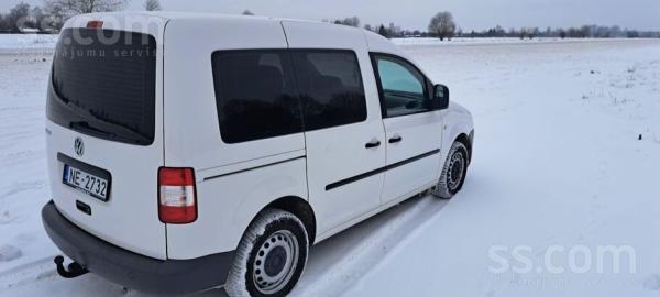 Balts Volkswagen Caddy 2007 Rīga, ar dzinēja tilpumu 1.40 L un nobraukumu 145 tūkst. km par 2000 €, foto 2 vietnē AUTOMOTO.COM.LV